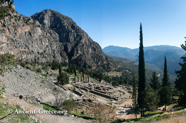 Delphi Archaeological Site – Ancient Greece: Φώς & Λέξη