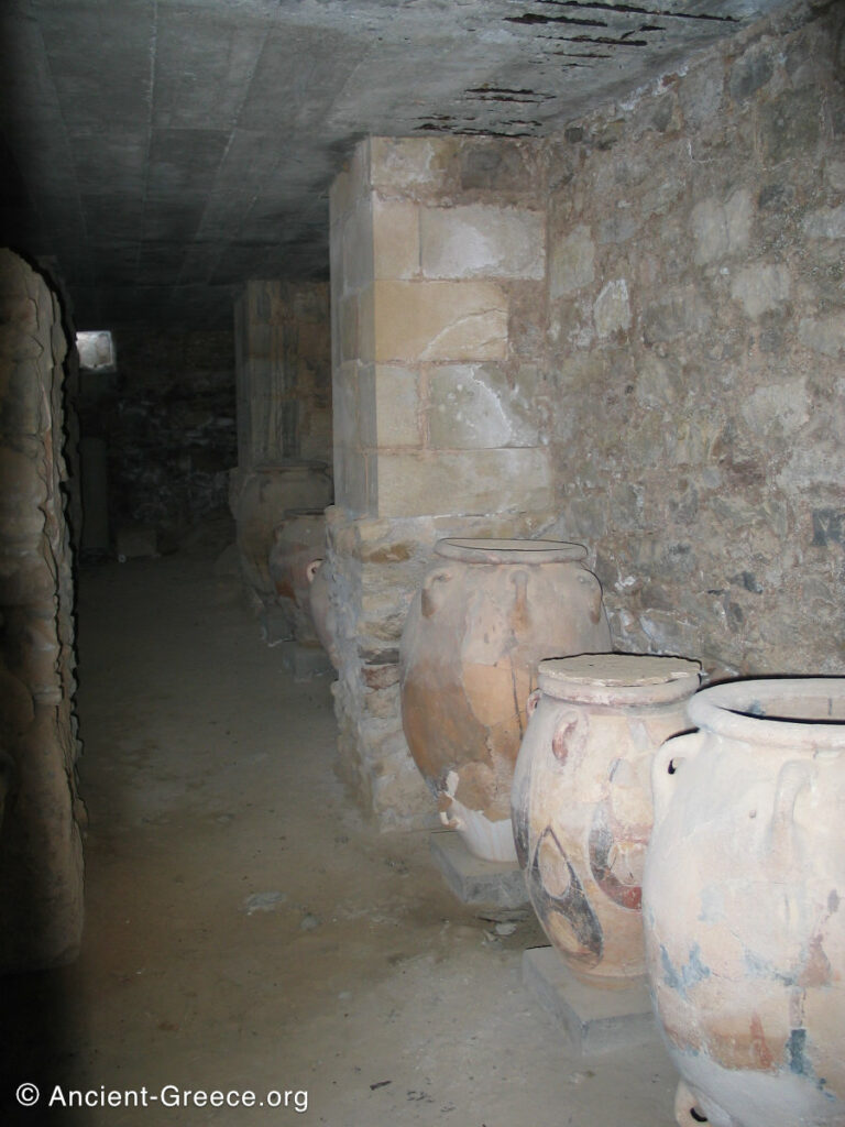 Phaistos Storage Magazines – Ancient Greece: Φώς & Λέξη