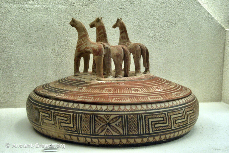 Kerameikos Museum – Pyxis with horses – Ancient Greece: Φώς & Λέξη