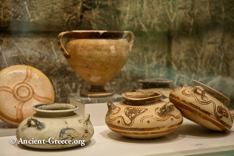 Ceramic Vessels from Kazamas Tholos Tomb – Ancient Greece: Φώς & Λέξη